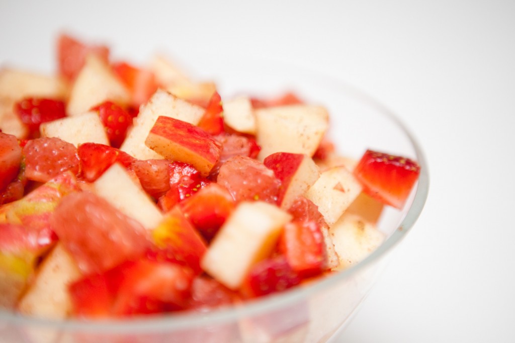 Red Fruit Salad: Grapefruit, Strawberries & Apples – Teacher – Chef